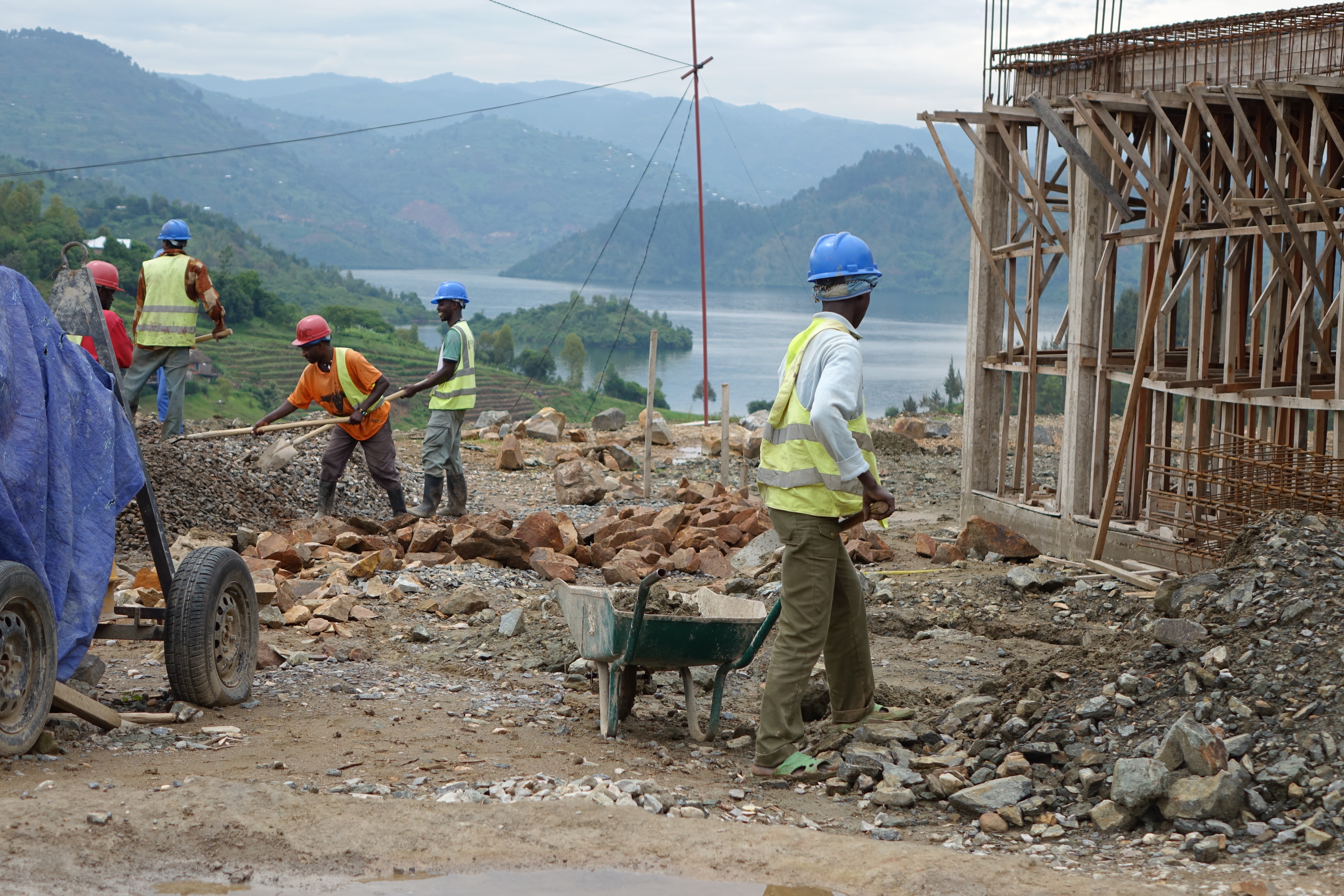 EIF Board Meeting in Rwanda – Learning about Umuganda